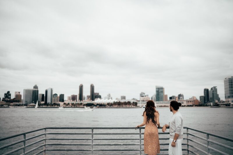 13 Signs of Insecure Women