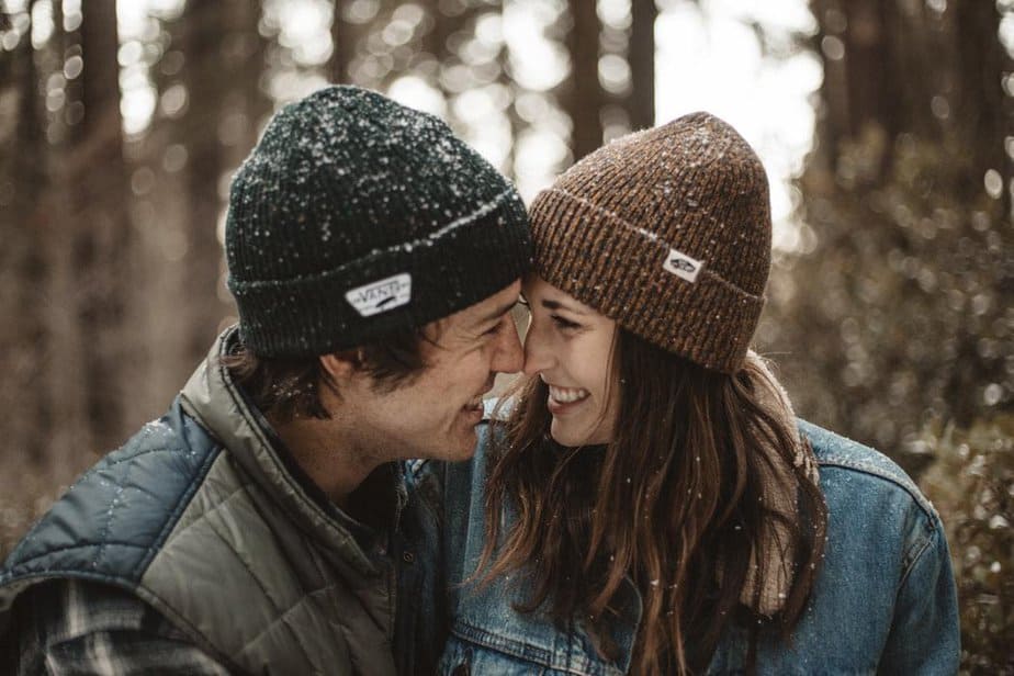 34 Undeniable Signs a Man Loves You Deeply