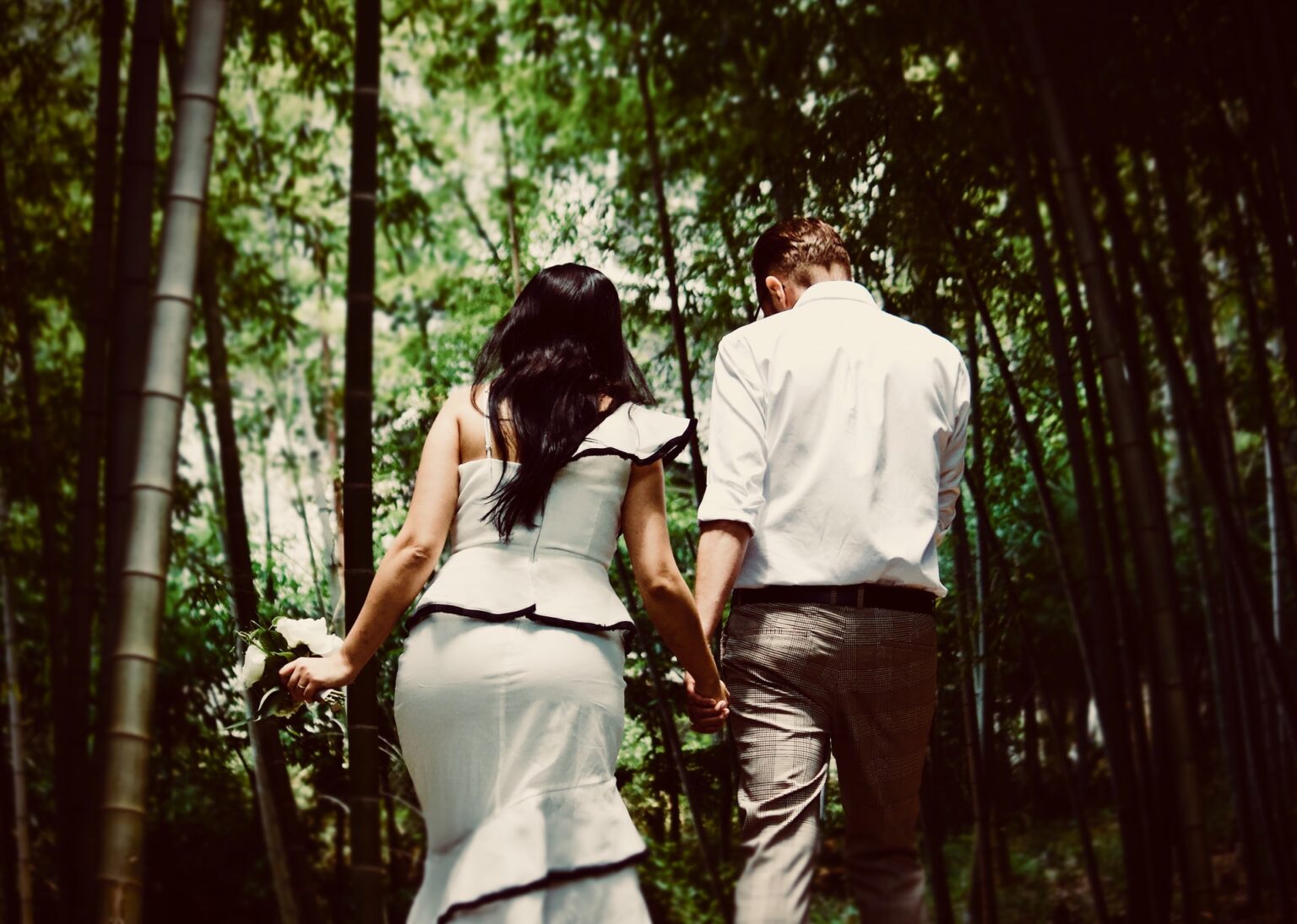 12 Signs You're In A Forced Relationship And What You Should Do About It