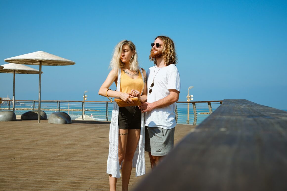 12 Signs You're In A Forced Relationship And What You Should Do About It