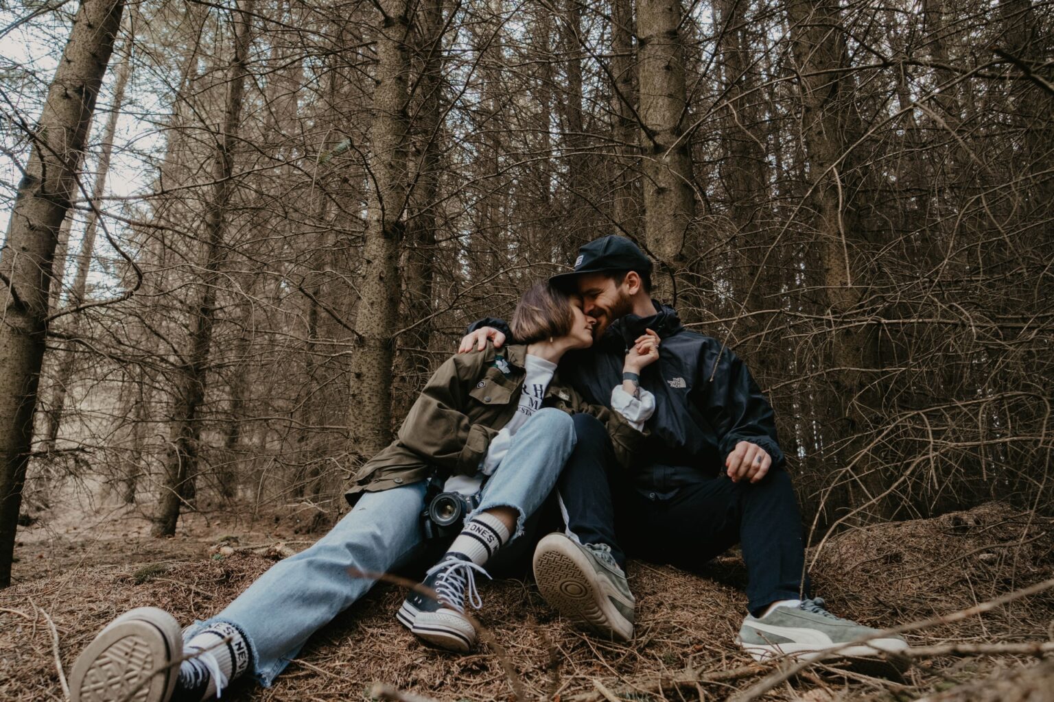 15 Signs of Unspoken Attraction Between Two People