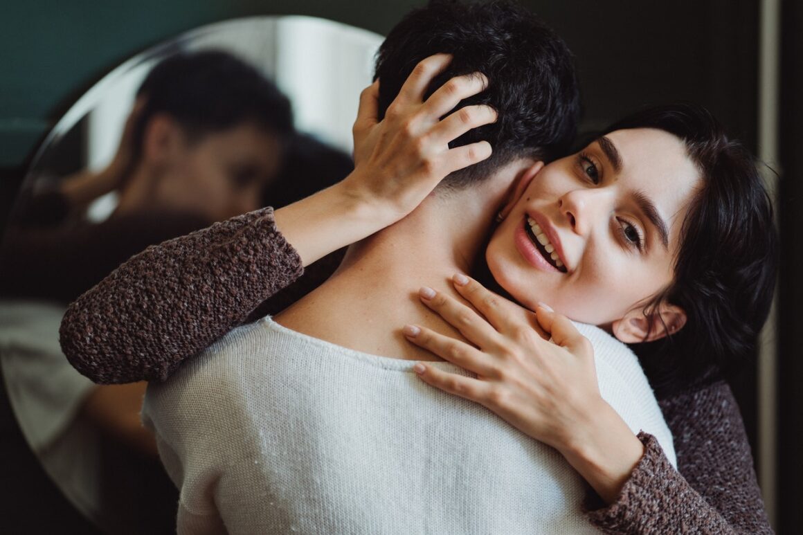 34 Undeniable Signs a Man Loves You Deeply