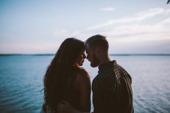 20 Signs You've Finally Found That One Great Love (And 19 Examples)