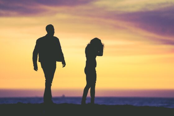 23 Signs Of A Possessive Boyfriend And How To Cope With His Behavior