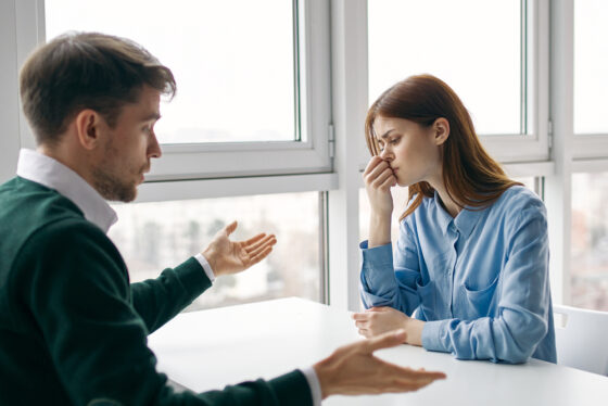 23 Signs Of A Weak Man (Traits You Shouldn’t Tolerate)