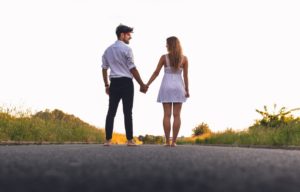 7 Signs Of An Insecure Girlfriend (And How To Help Her)