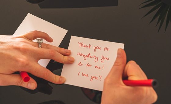 Love Notes For Her: 52 Heartwarming Messages For Your Girlfriend
