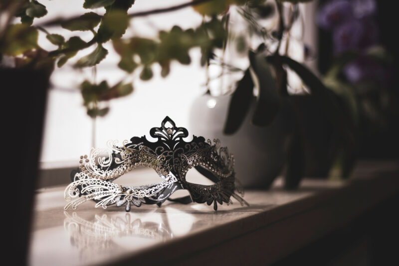 6 Signs You’re Hiding Behind A Mask