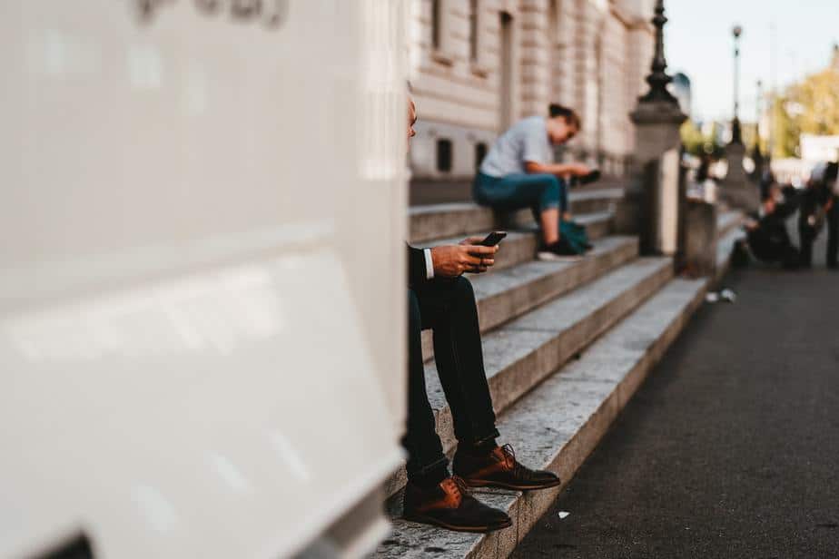 10 Signs Of Facebook Secret Conversations And Cheating