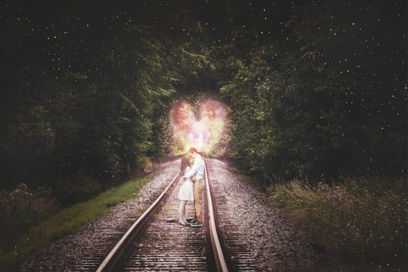 Here Are 7 Stages Of A Man Falling In Love And How To Recognize Them