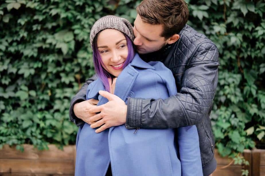 13 Clear Signs She Wants To Be More Than Friends