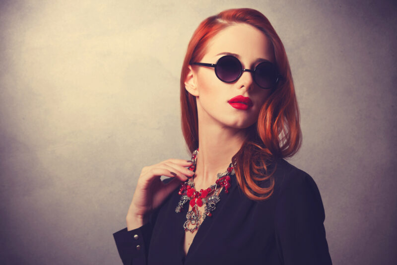 How To Be Irresistible To Men: 10 Easy Tips And Tricks