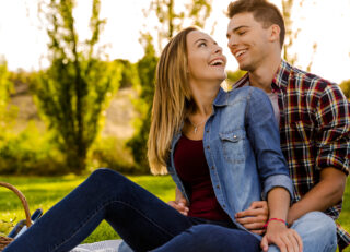 How To Win A Girl's Heart: 17 Effective Ways To Win And Keep A Girl