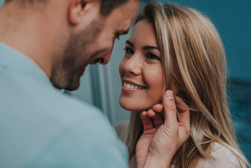 How To Win A Girl's Heart: 17 Effective Ways To Win And Keep A Girl