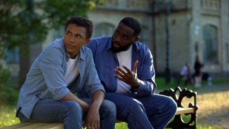 10 Simple Ways To Deal With Ignorant People If They Bother You