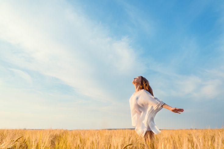 17 Random Signs From The Universe That Someone Is Thinking Of You