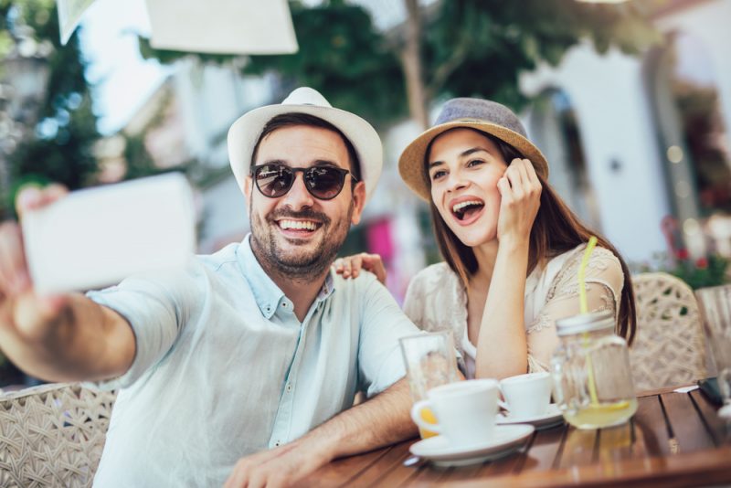 How Does A Man Pursue A Woman? 10 Steps To Win The Chase