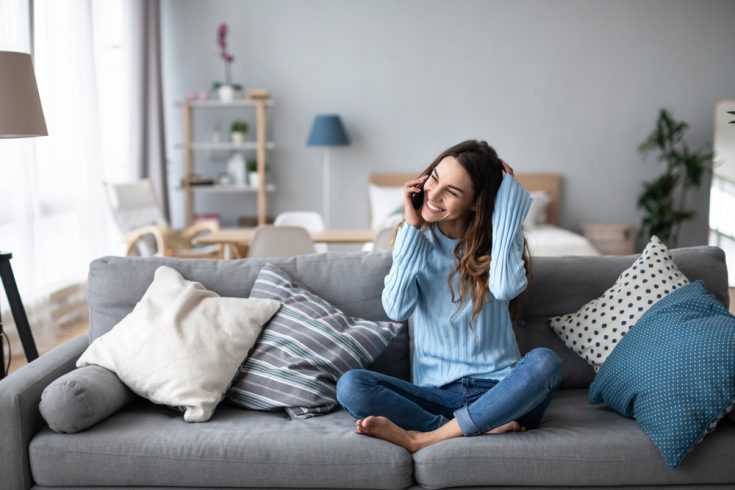 If A Guy Calls You Every Day, What Does It Mean? 5 Possible Explanations