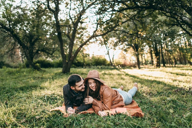 How Long Does Infatuation Last + 9 Signs Of Infatuation