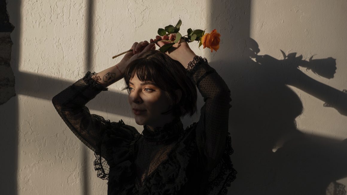 If I Stop Chasing Him, Will He Notice? 10 Tips To Turn The Tables