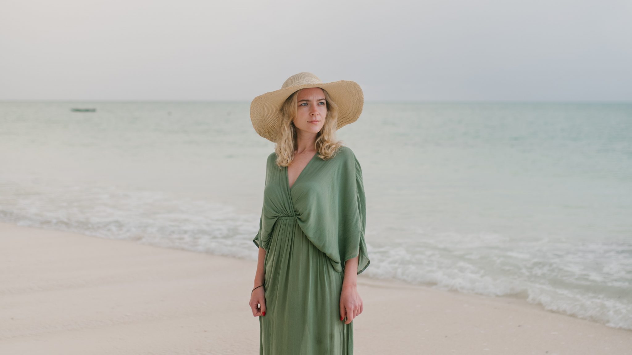 11 Simple Ways To Make It Easier When You're Letting Go Of Someone You Love