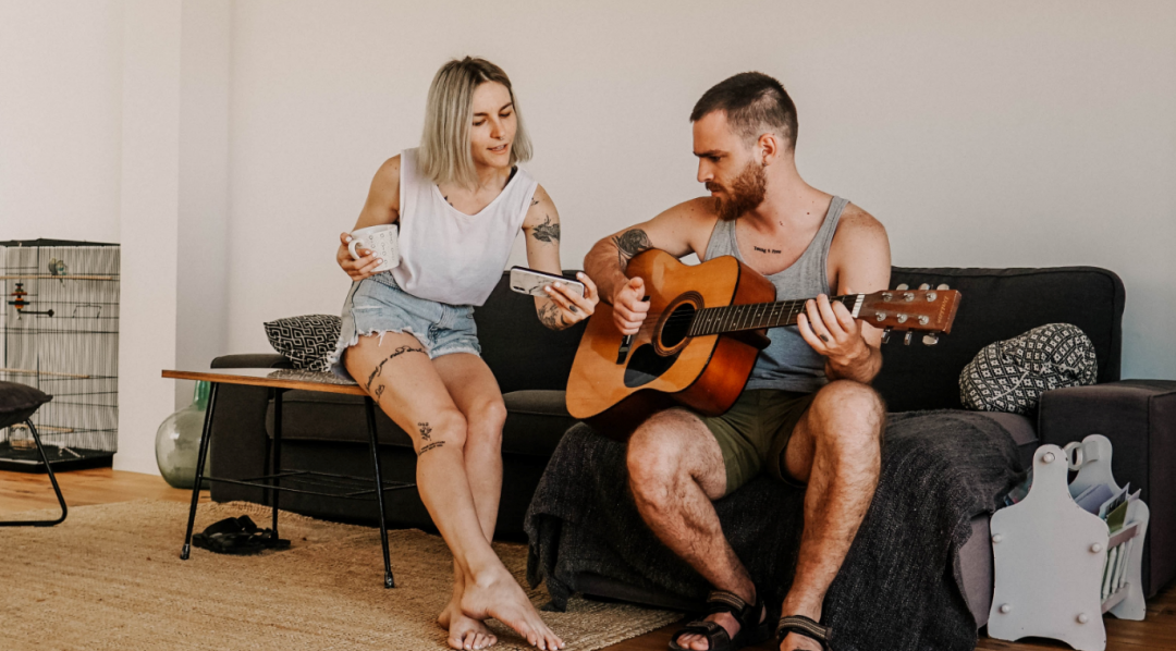 How To Ask A Guy Out: 6 Ways That Guarantee He'll Say YES