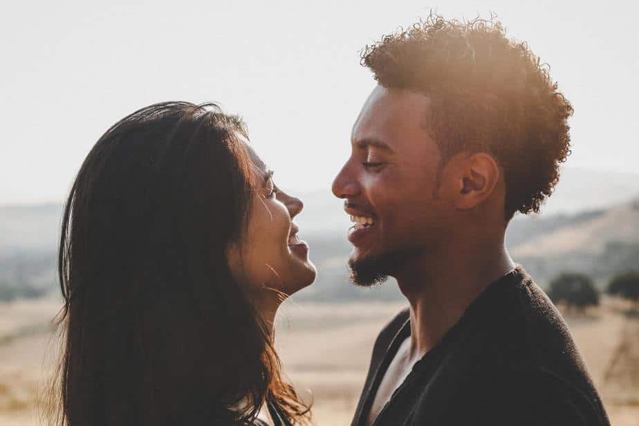Forehead Kiss: Secret Meanings Behind This Adorable Gesture