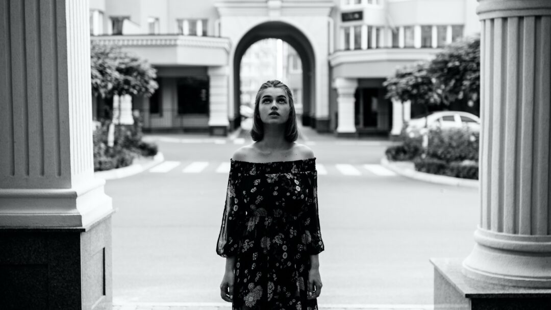 Here's What Will Happen When You Stop Texting First