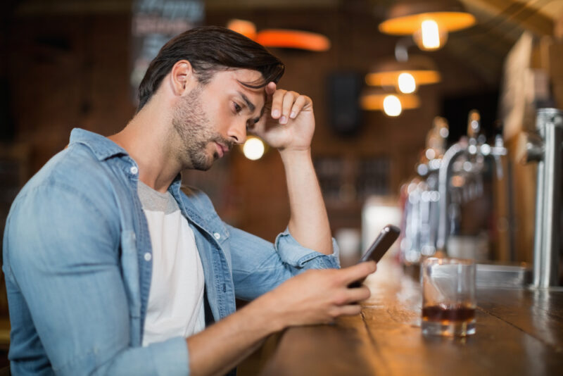 She Stopped Texting Me Every Day: What To Do If She Ignores You