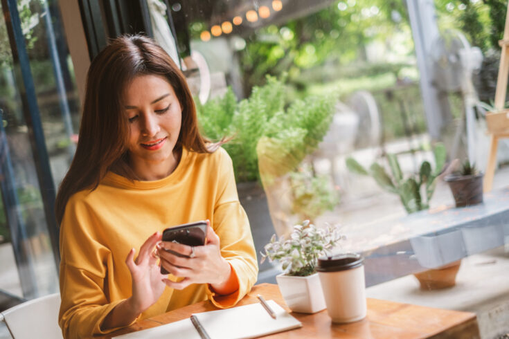 Here's What Will Happen When You Stop Texting First
