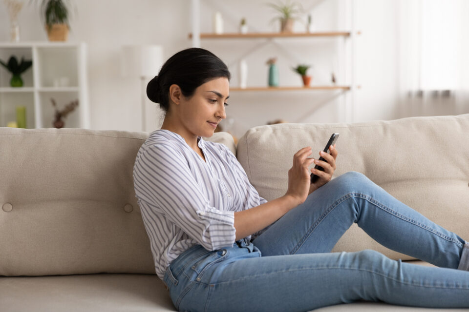 Here's What Will Happen When You Stop Texting First