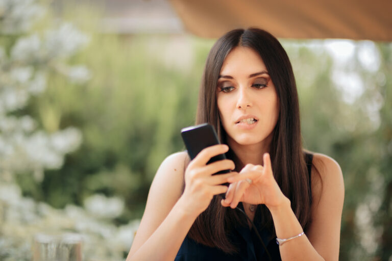 Why Does He Randomly Text Me After Months? And What Do I Do Then?