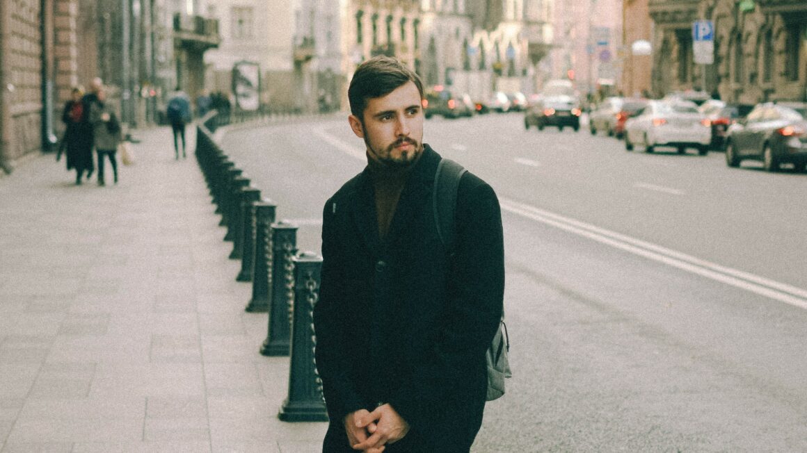 Solving The Mystery: Do Guys Notice When You Stop Texting Them?