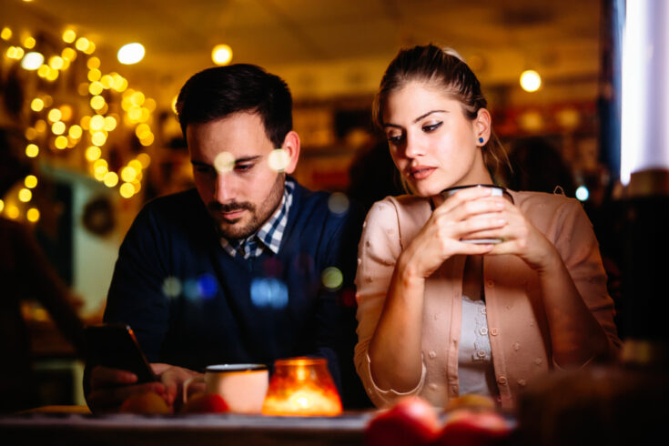 Psycho Girlfriend: 10 Alarming Behaviors That Confirm Her Craziness