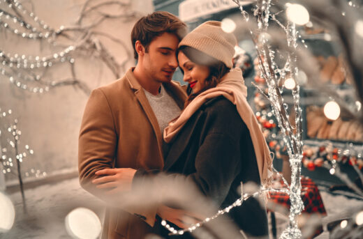 15 Signs You Have A Loyal Girlfriend And Tips On How To Keep Her