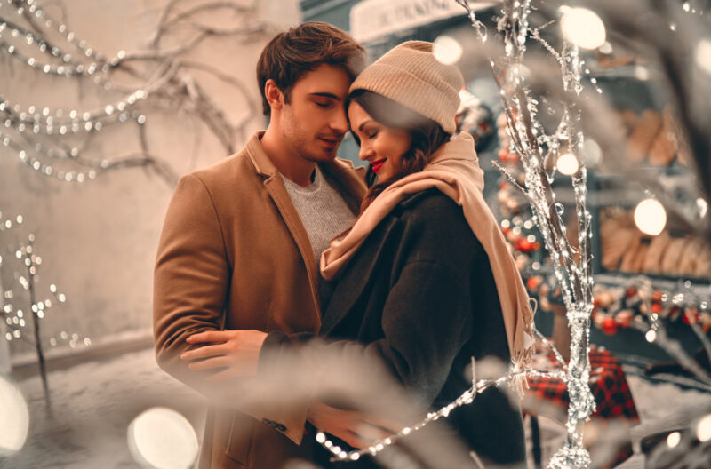 15 Signs You Have A Loyal Girlfriend And Tips On How To Keep Her