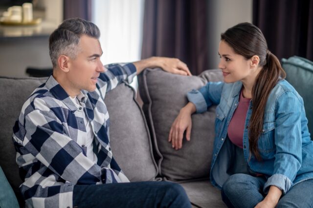 Myth Or Reality: 8 Signs You're Dealing With An Alpha Widow