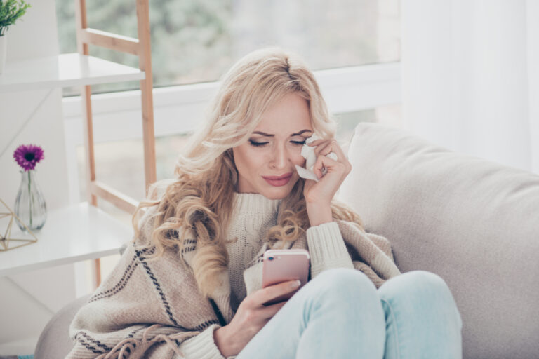 Emotional Letters To A Best Friend To Make Her Cry: 6 Useful Examples