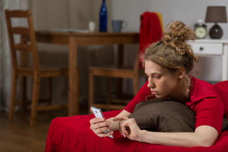 Toxic Texting: 7 Classic Examples Of Narcissist Text Messages