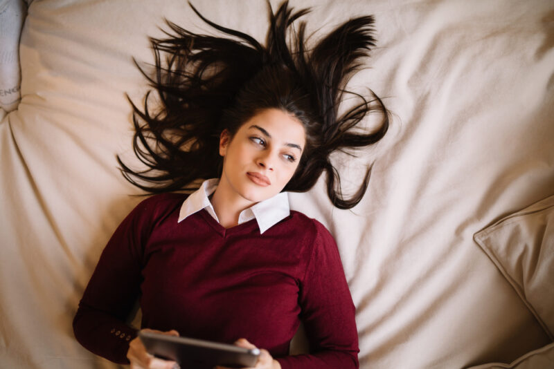 Should I Tell Him How I Feel? 15 Proven Reasons You Should