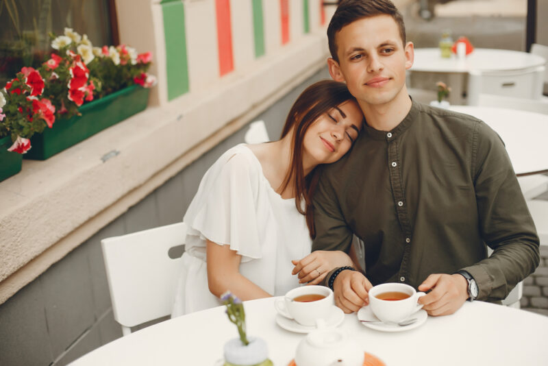 19 Signs That Say He's A Keeper