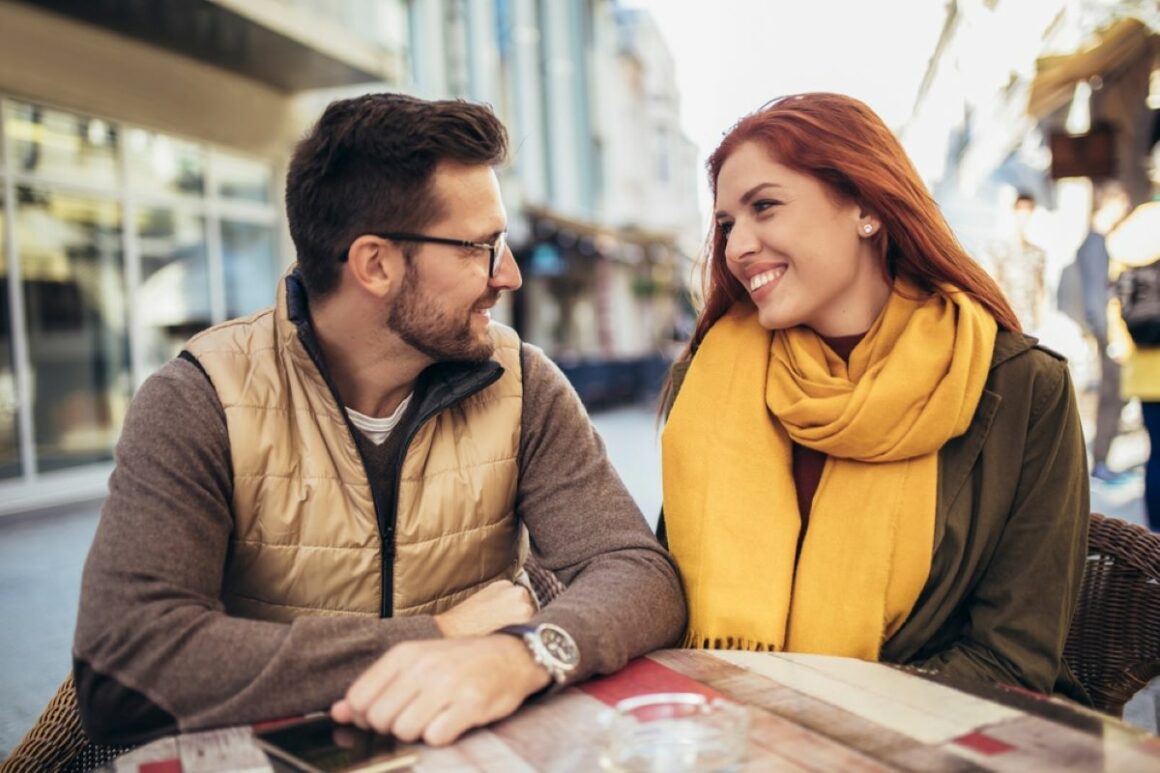 27 Undeniable Signs You’re More Than Friends