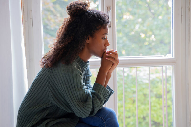 How To Forget About Someone? 8 Tips To Drop Your Past