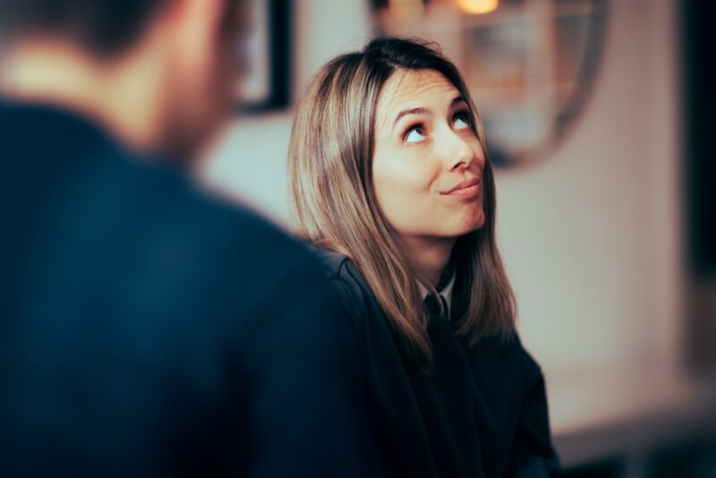 10 Negative Body Language Signs And How To Avoid Them