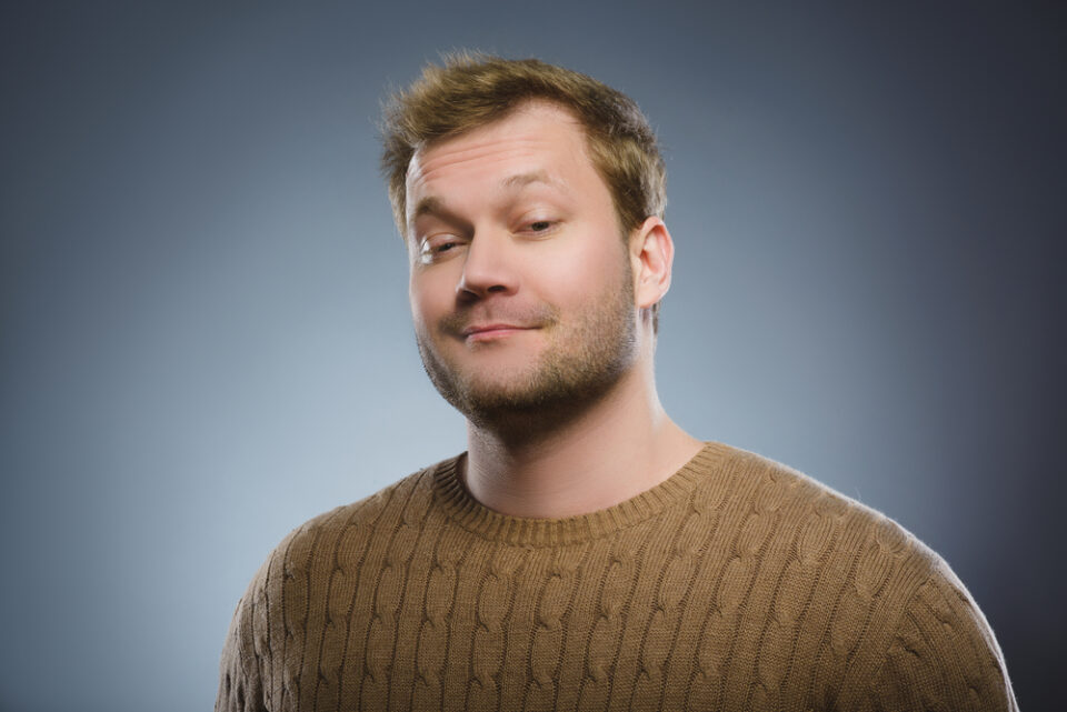 12 Aggressive Body Language Signs And How To Handle Them