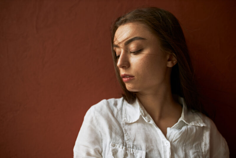 Eyes Hide The Truth: Body Language Of Looking Down