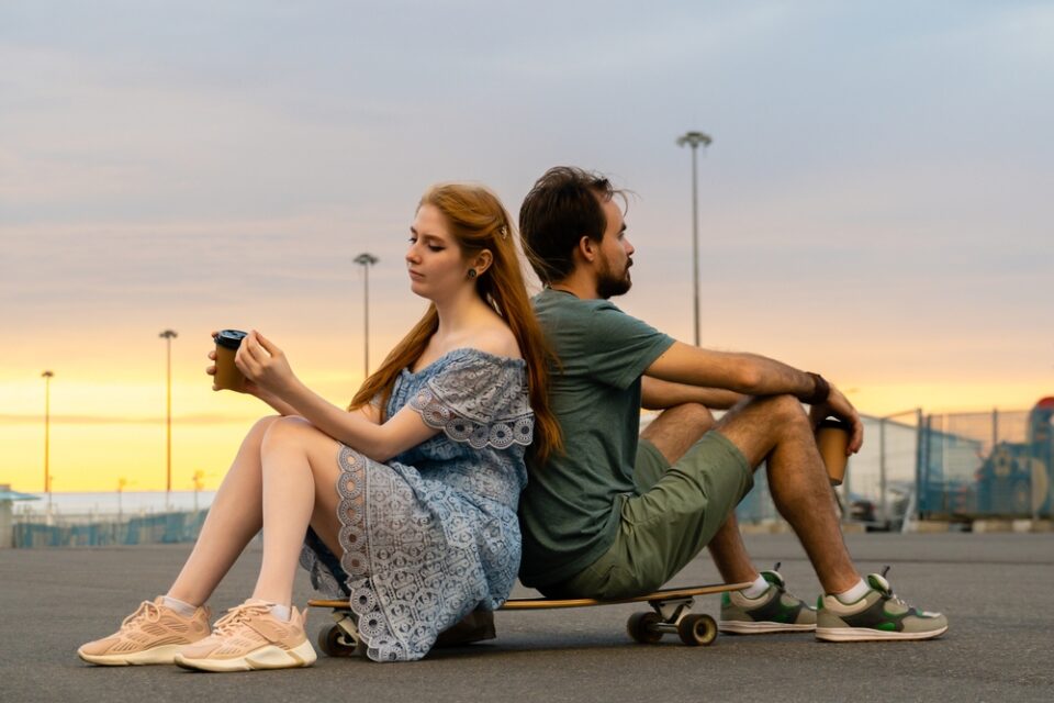 Why He Keeps You Around Even If He Doesn’t Want A Relationship?