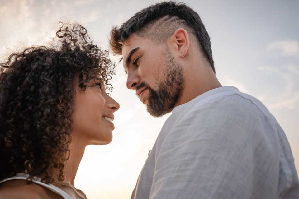 Why He Keeps You Around Even If He Doesn’t Want A Relationship?