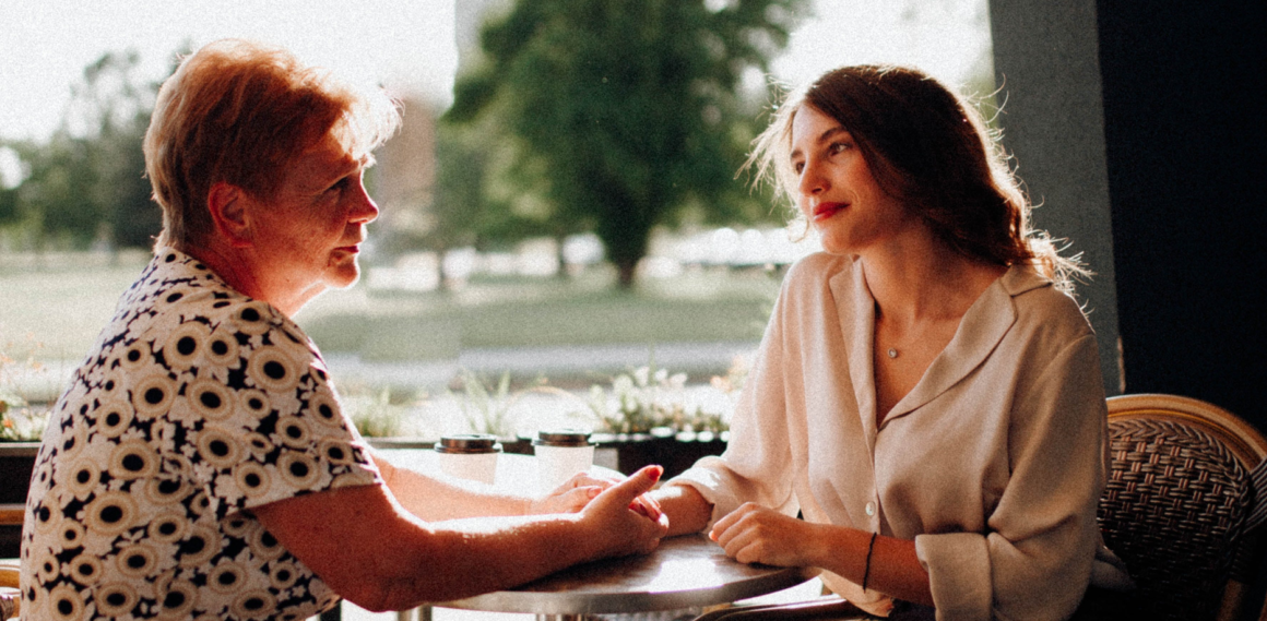 Narcissistic Sister: Ways To Recognize And Deal With A Narcissistic Sibling