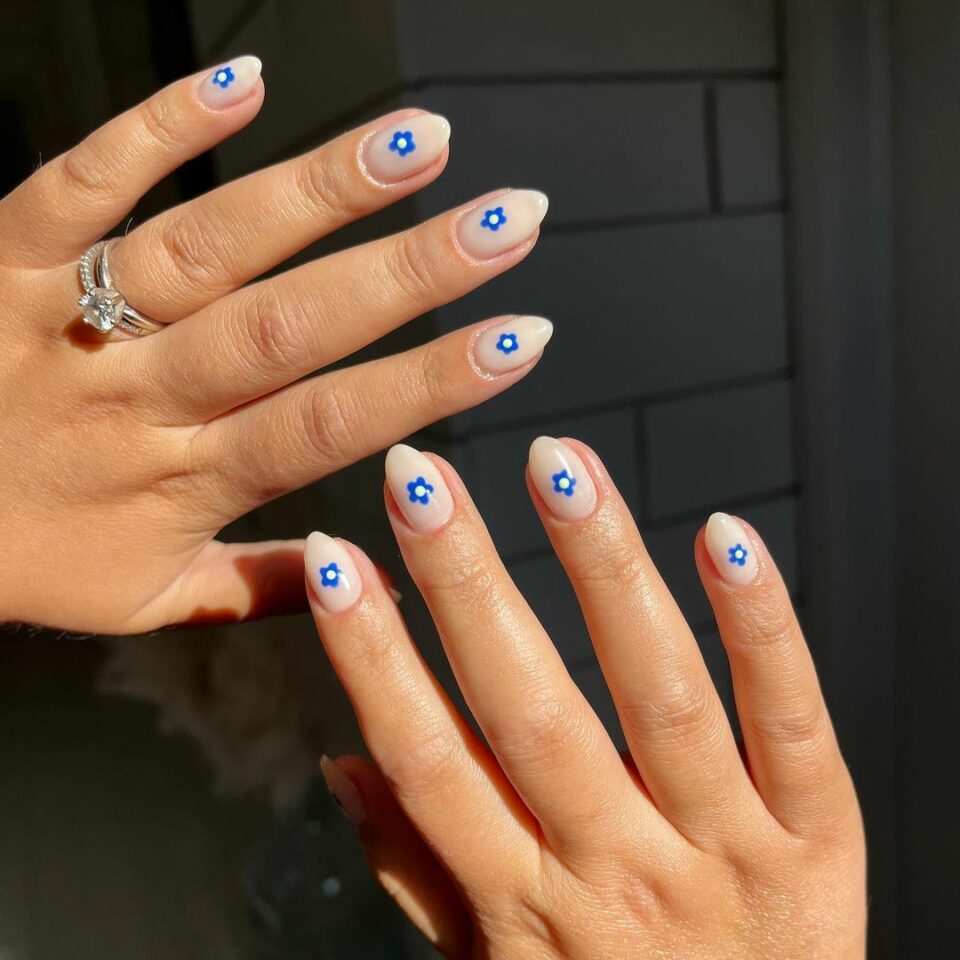 20 Summer Neutral Nails You'll Be Obsessed With